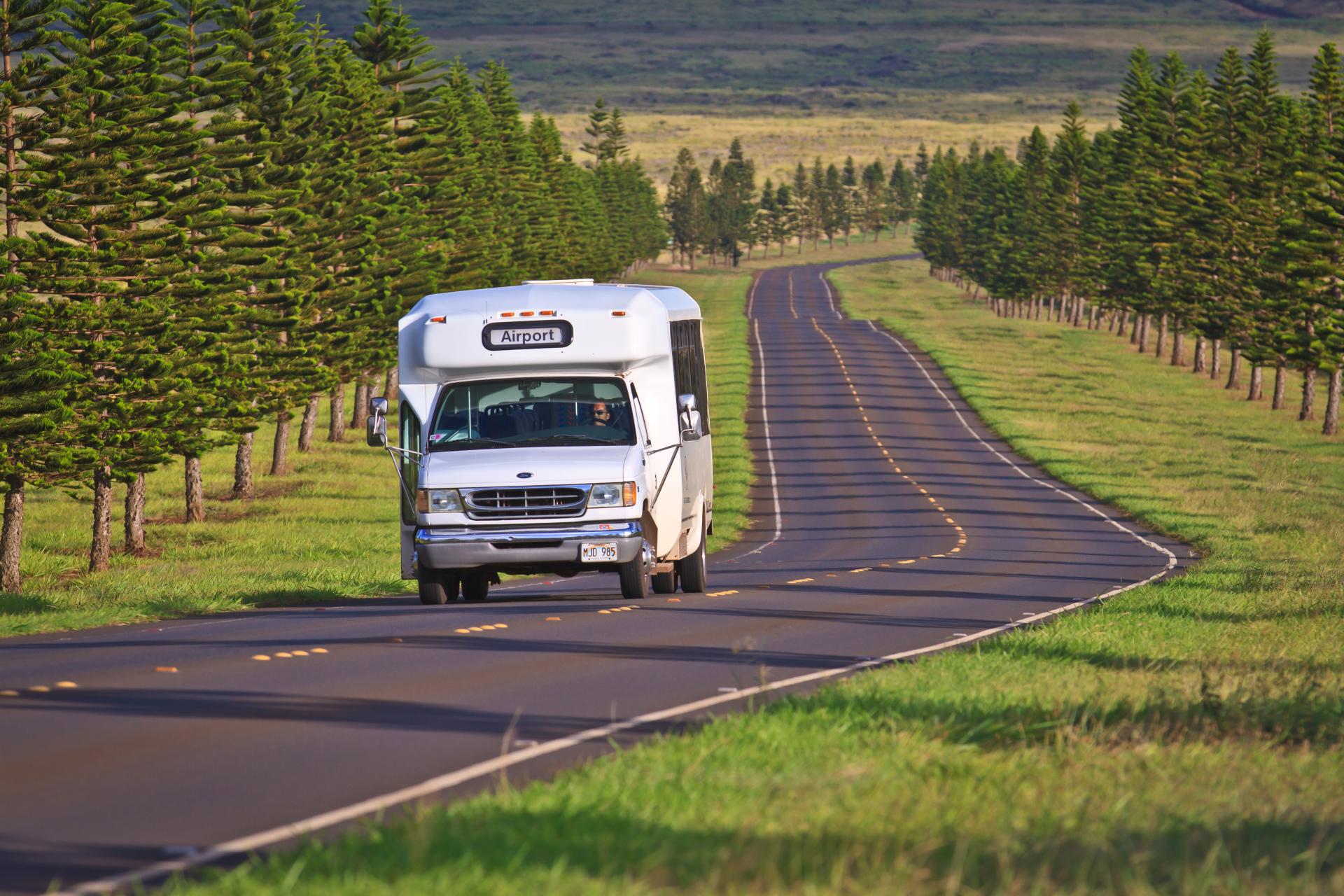 Oahu Shuttle Service | Go Hawaii