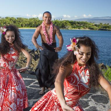 Hawaiian Luau | Luaus in Hawaii | Go Hawaii