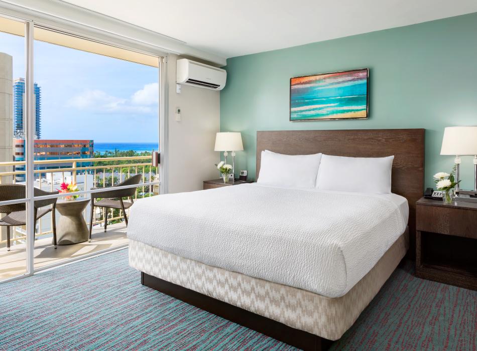 Courtyard by Marriott Waikiki Beach | Go Hawaii